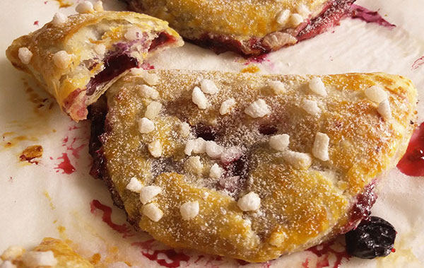 Forest Fruits Hand Pies | 2pots2cook